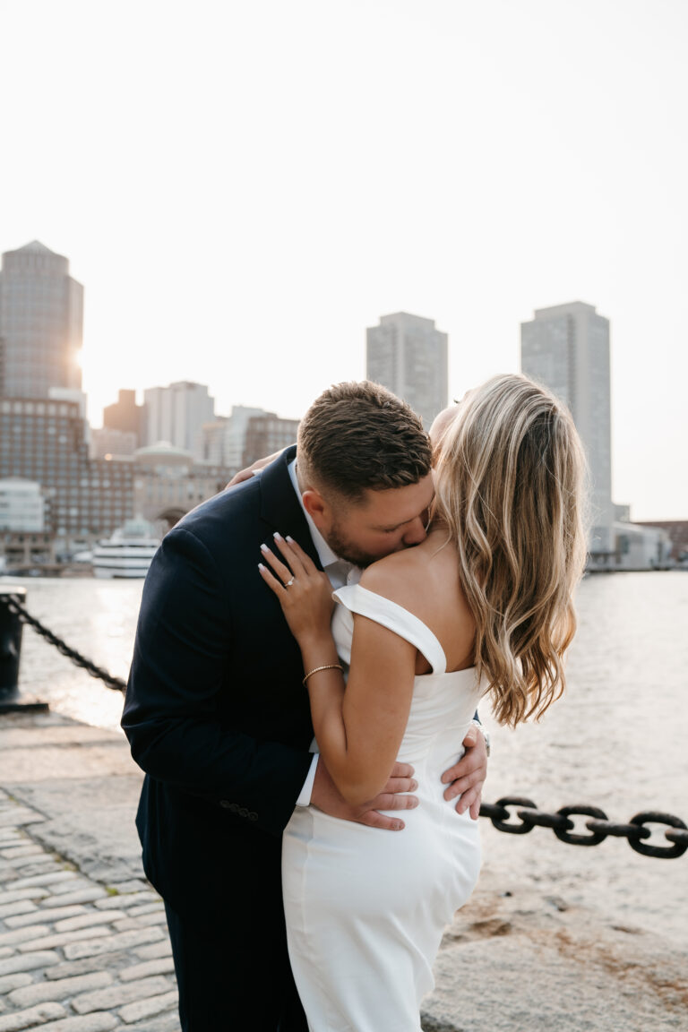 Fan Pier Park, Boston Engagement Photoshoot | A & N - theperfetphoto.com